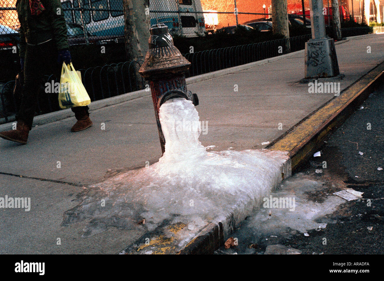 Water pipes new york hi-res stock photography and images - Alamy