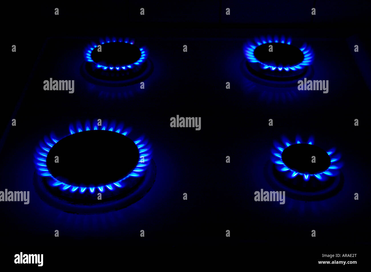 Blue flame on a gas hob hi-res stock photography and images - Alamy