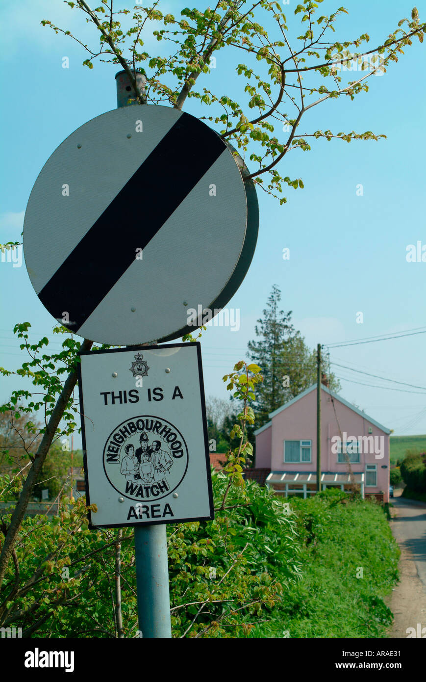 Derestricted sign hi-res stock photography and images - Alamy