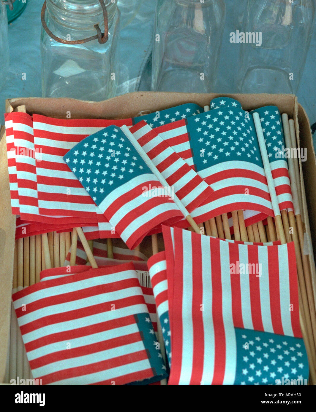 American states flags minnesota hi-res stock photography and images - Alamy