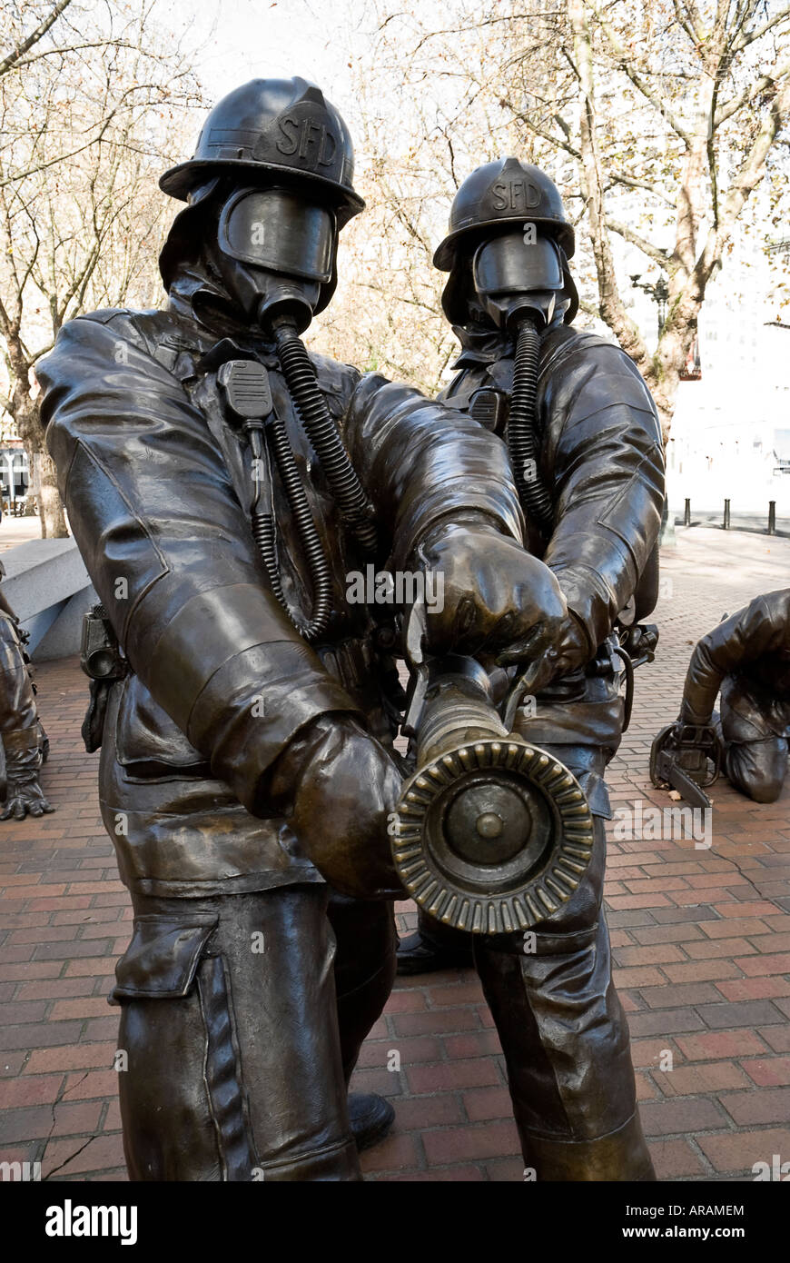 Fallen Firefighters Memorial in Occidental Square Park downtown Seattle ...
