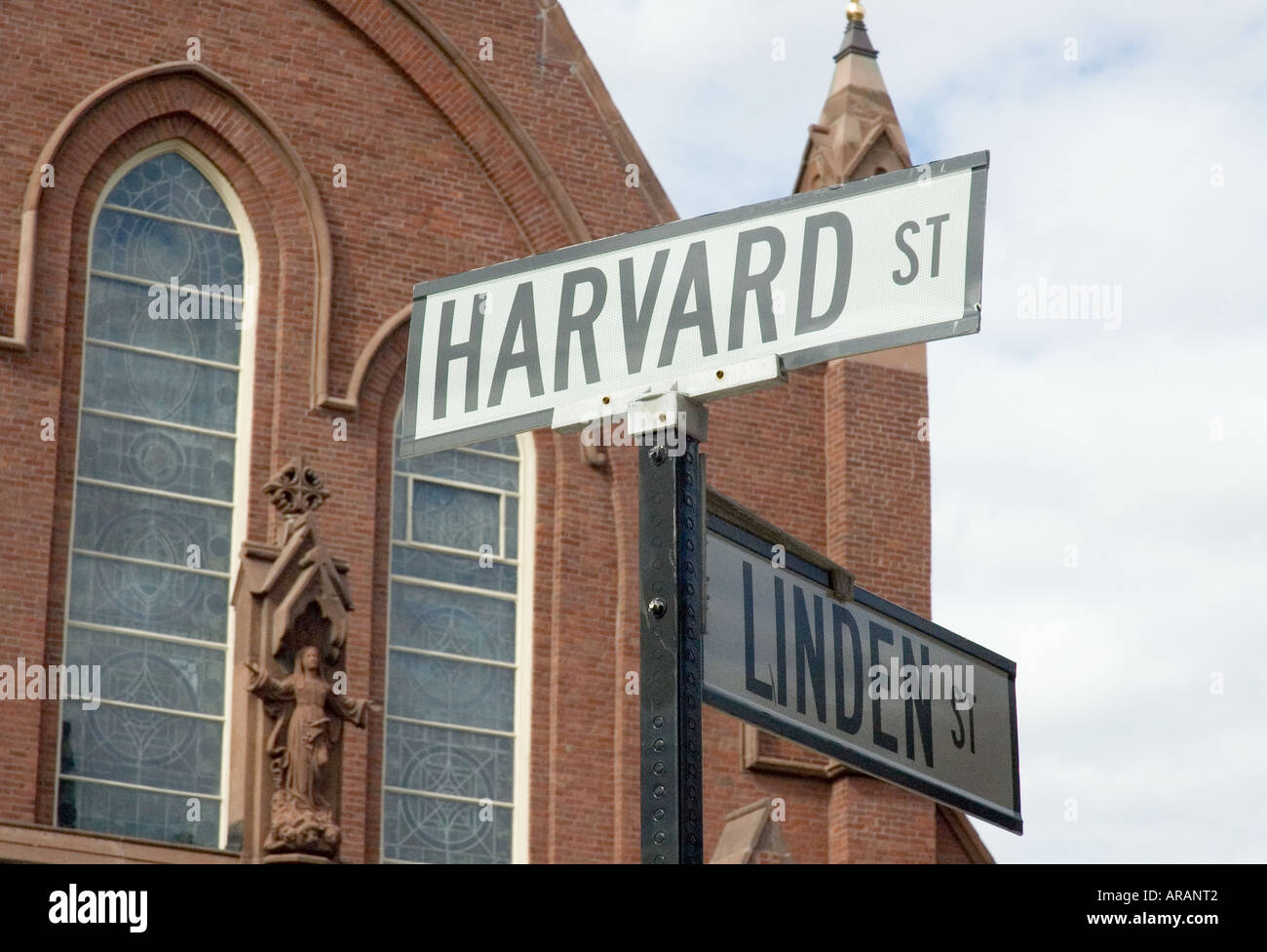 Downtown center in brookline hi-res stock photography and images - Alamy