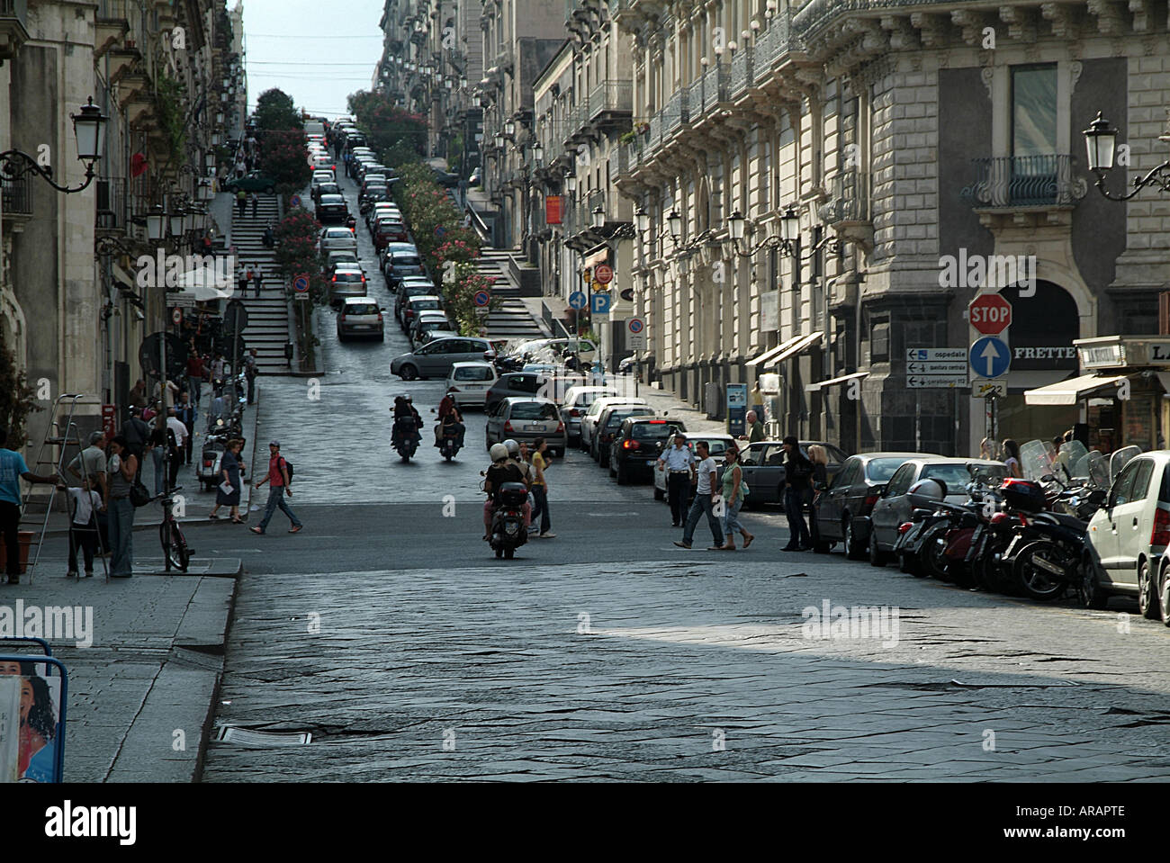 sicily street scene Stock Photo - Alamy