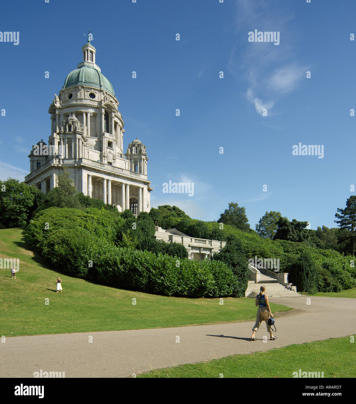 Lancaster memorial hi-res stock photography and images - Alamy