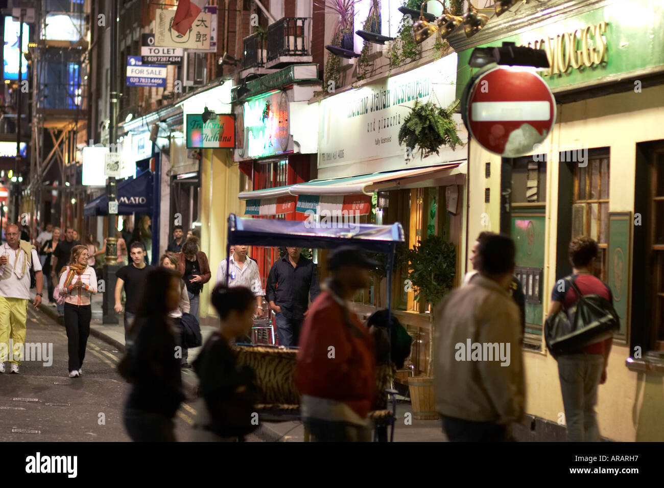 Old brompton hi-res stock photography and images - Alamy