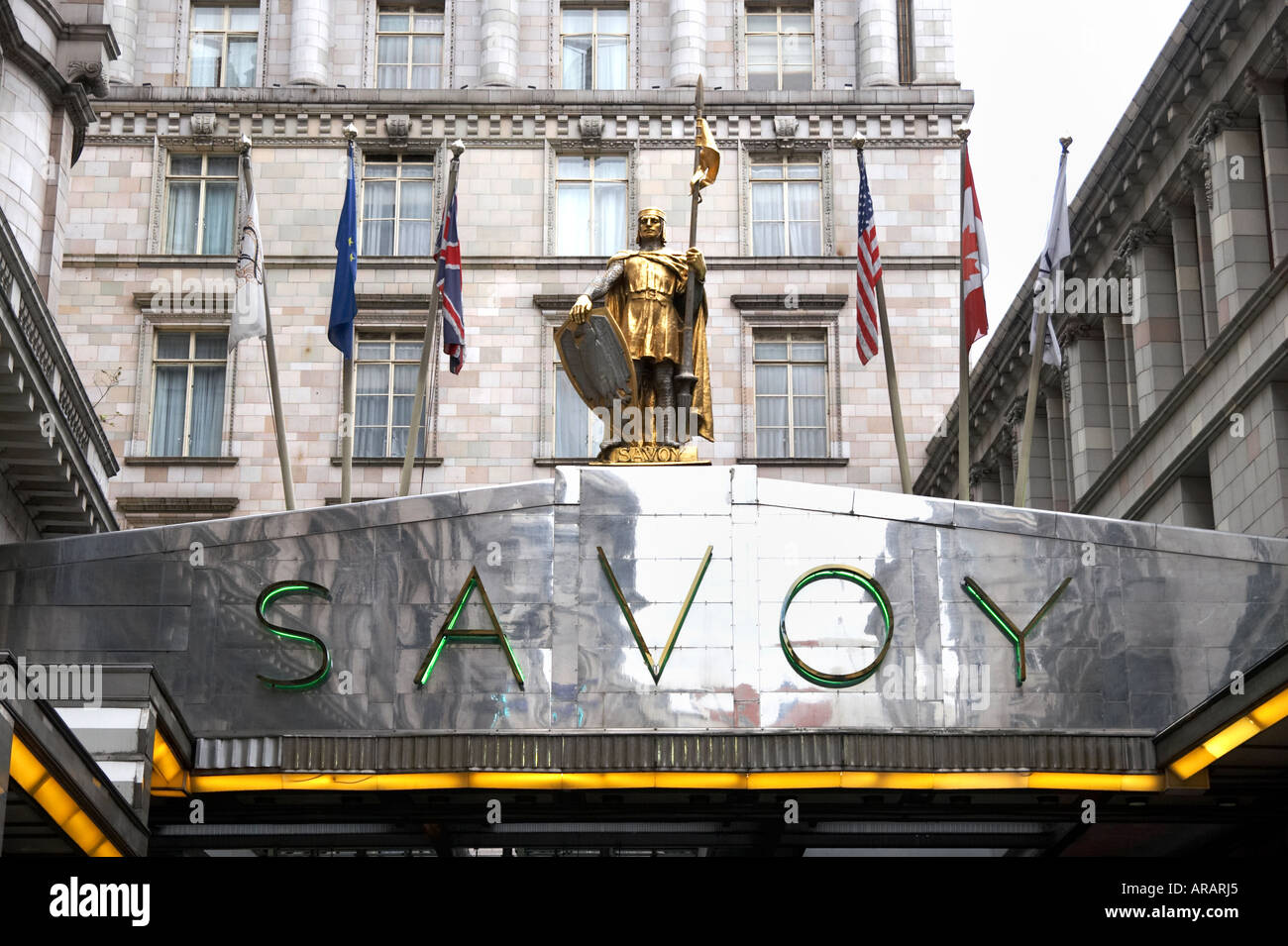 Savoy court hi-res stock photography and images - Alamy
