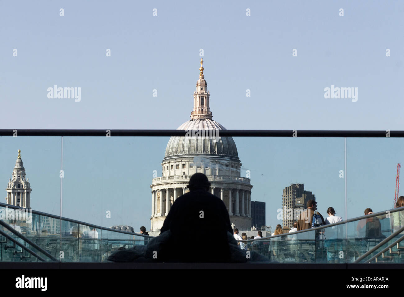 Homeless begging on london bridge hi-res stock photography and images ...