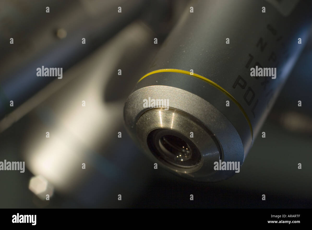 Polarizing microscope hi-res stock photography and images - Alamy