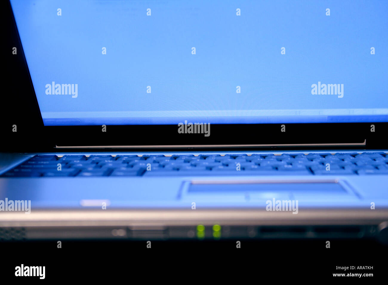 laptop with blue screen; close up Stock Photo - Alamy