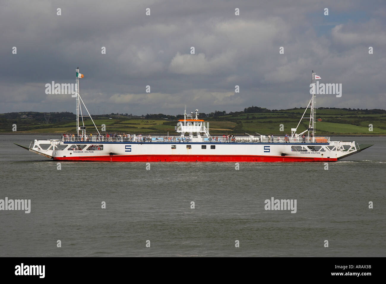 ferry crossing river Shannon in Ireland Stock Photo - Alamy