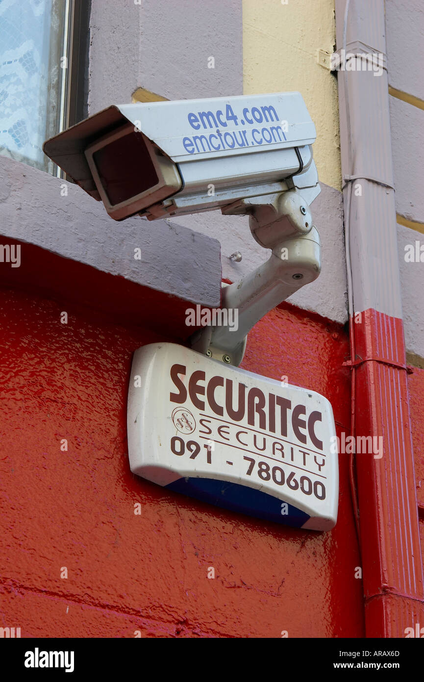 Observation camera security camera hi-res stock photography and images ...