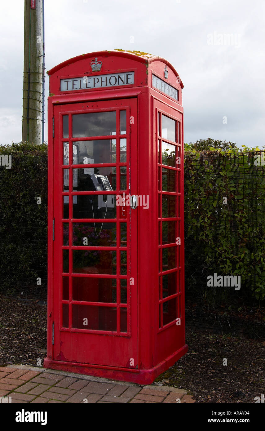 red phone box Stock Photo - Alamy