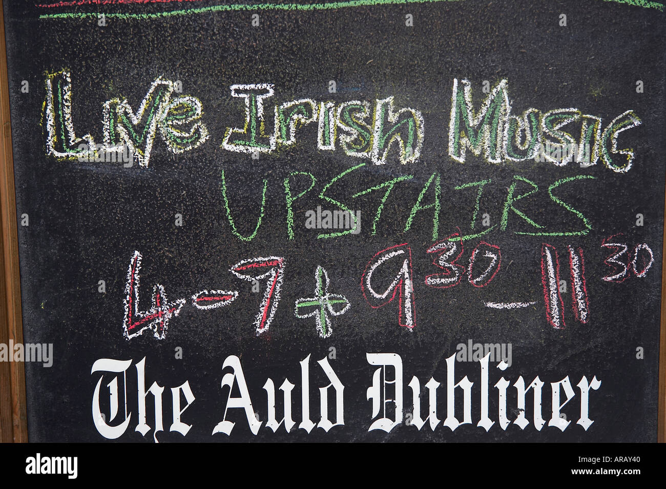 sign "Live Irish Music in The Auld Dubliner Stock Photo - Alamy