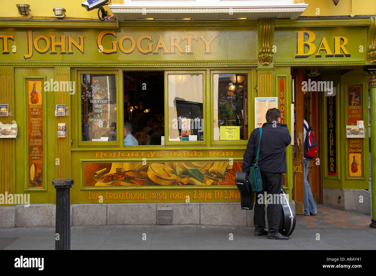 John bar hi-res stock photography and images - Alamy