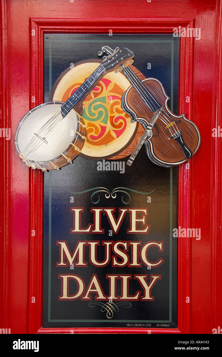 Pubs musics signs societies taverns hi-res stock photography and images ...