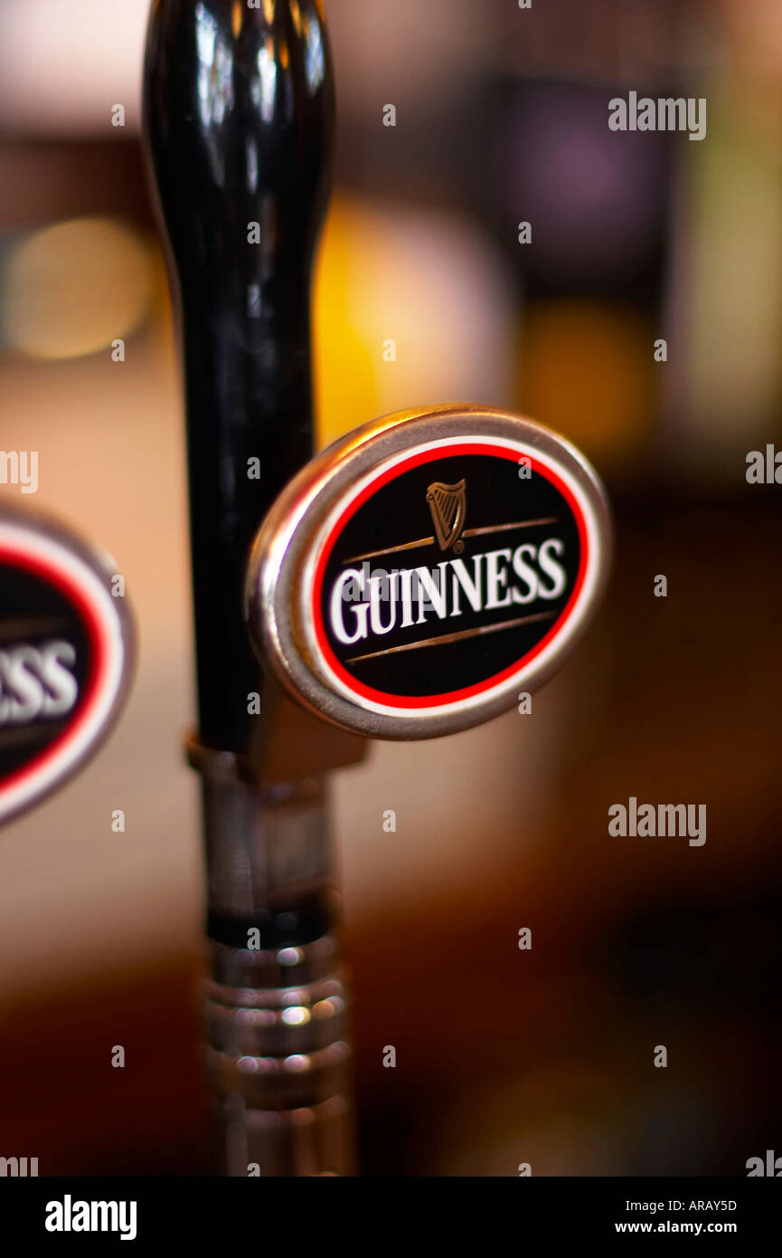 Guinness tap hi-res stock photography and images - Alamy