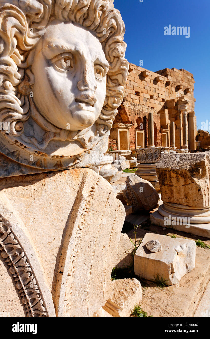 Sculpted medusa hi-res stock photography and images - Alamy