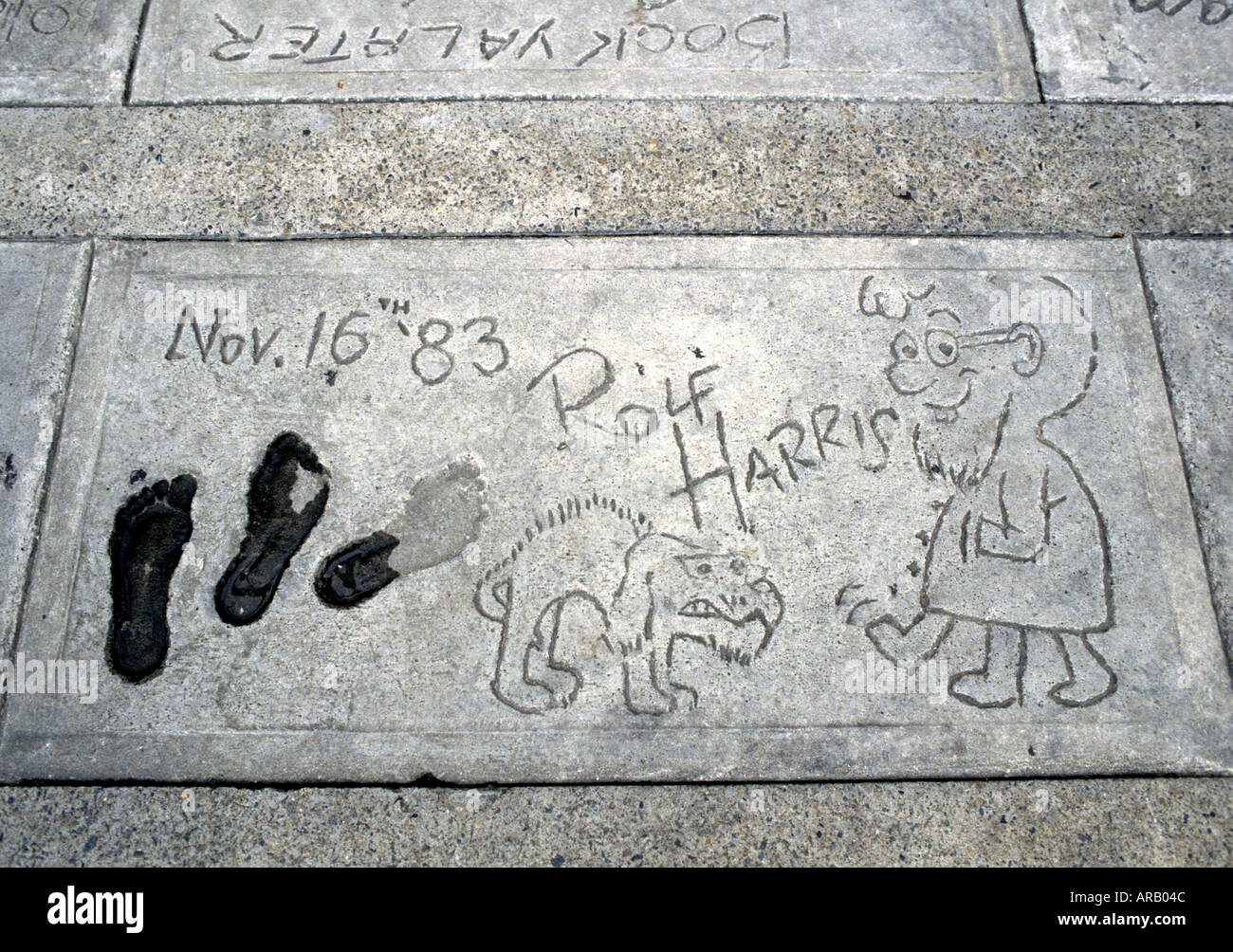 Rolf Harris foot prints in cement at Sydney Harbour in the 1980s ...