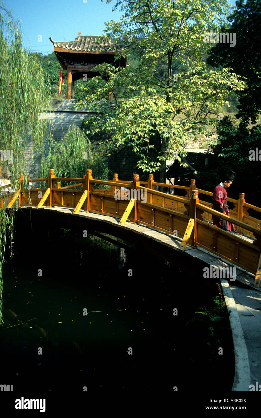 Chinese Ornamental Bridge Stock Photo - Alamy