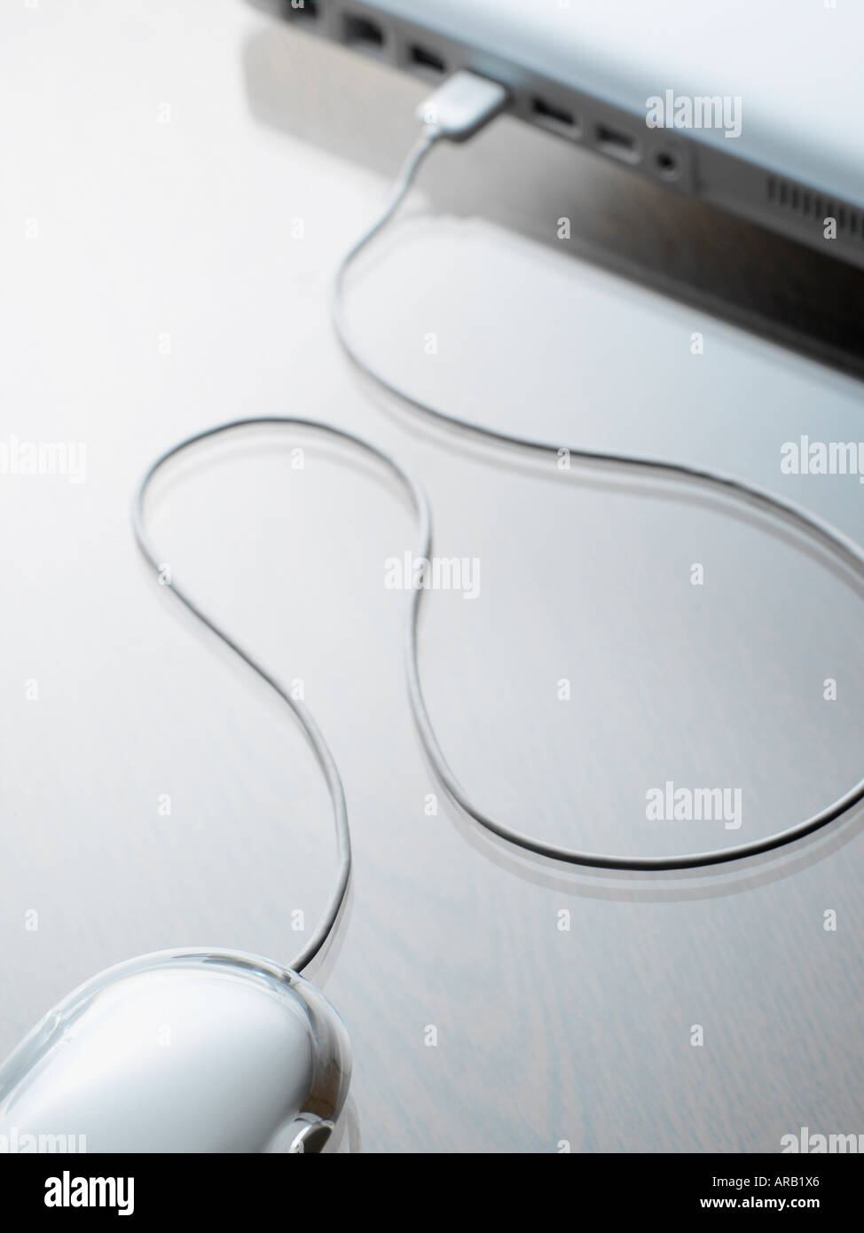 Connecting usb laptop mouse plug hi-res stock photography and images ...