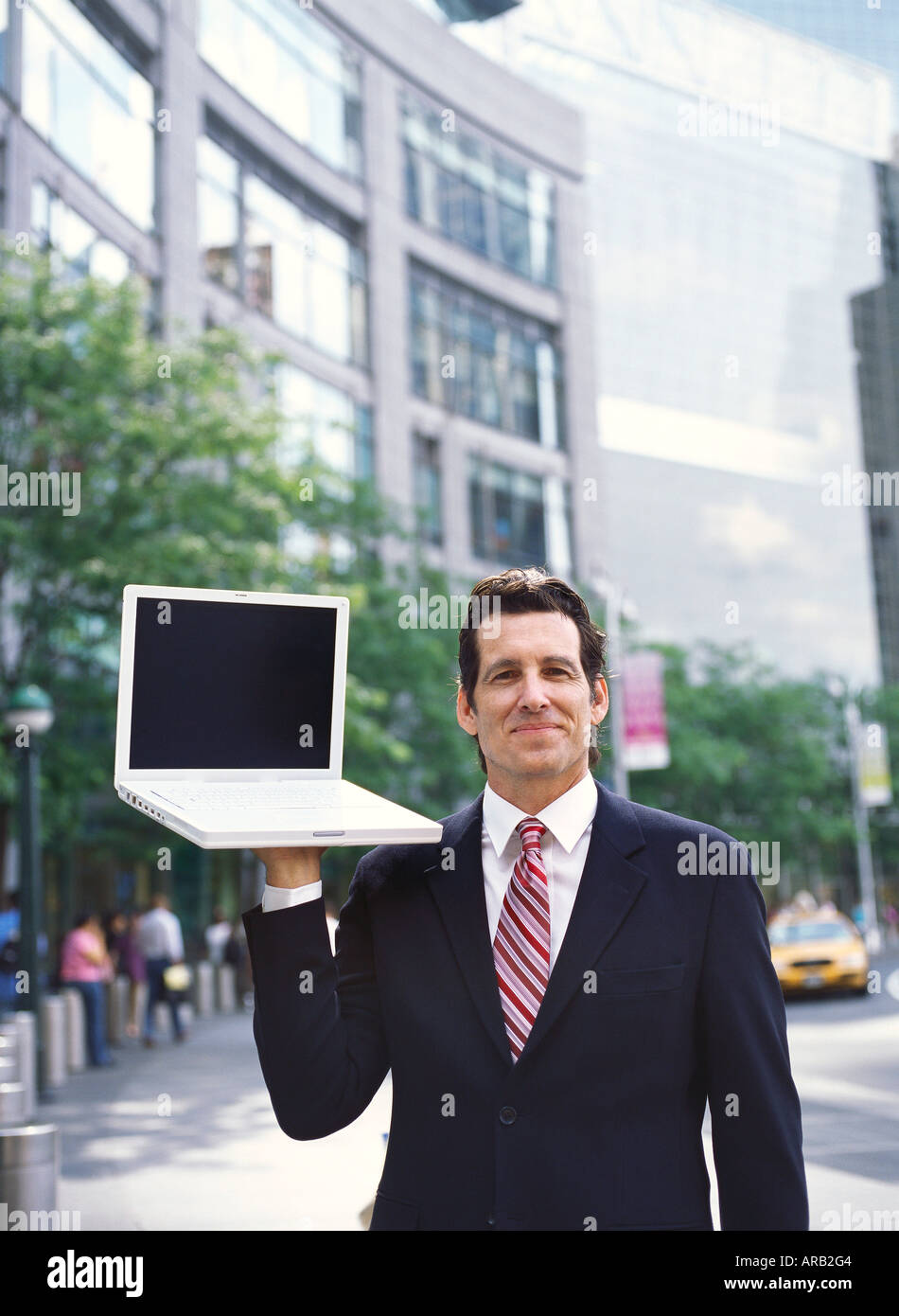 Showing old new day city hi-res stock photography and images - Alamy