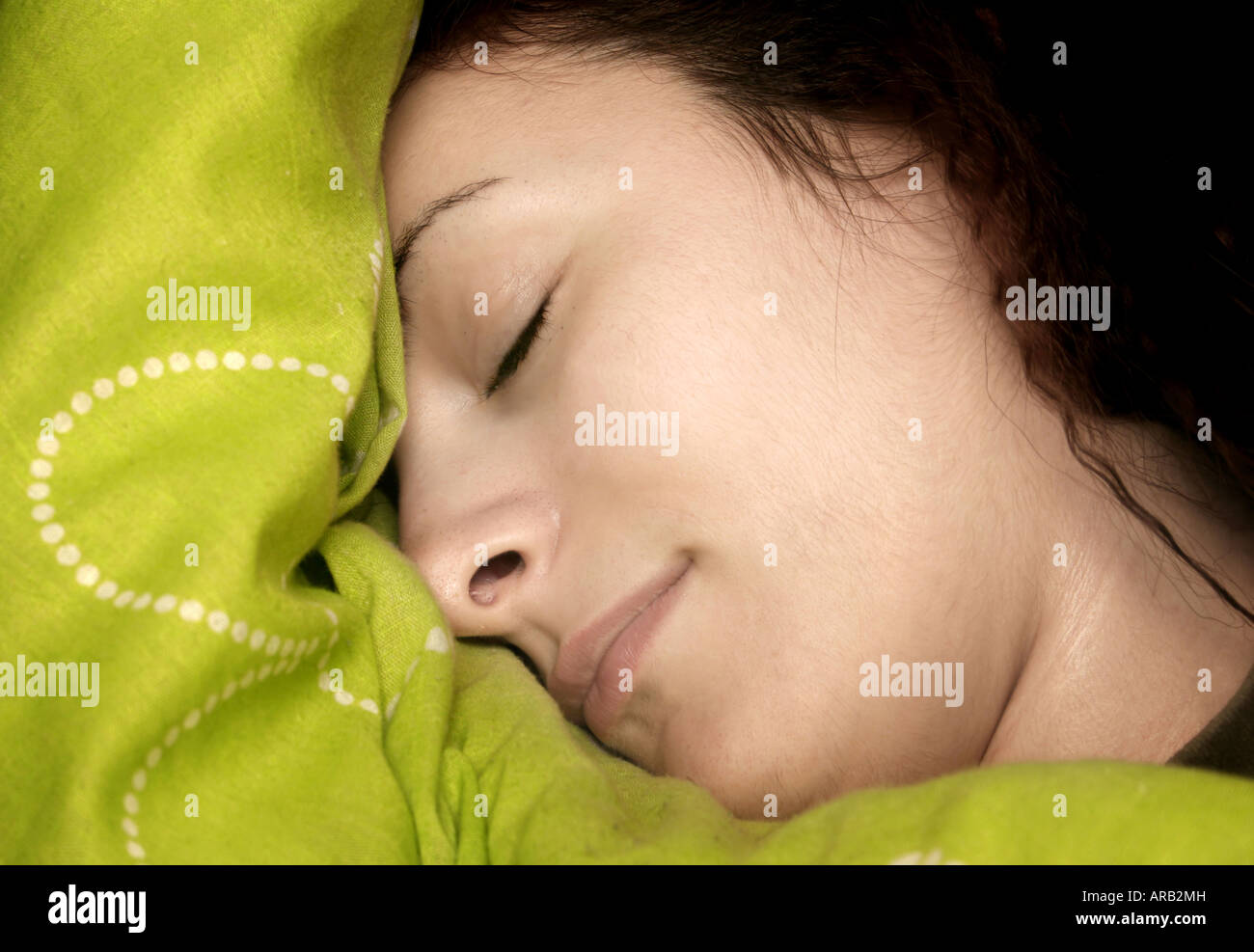 Pretty girl beds hi-res stock photography and images - Alamy