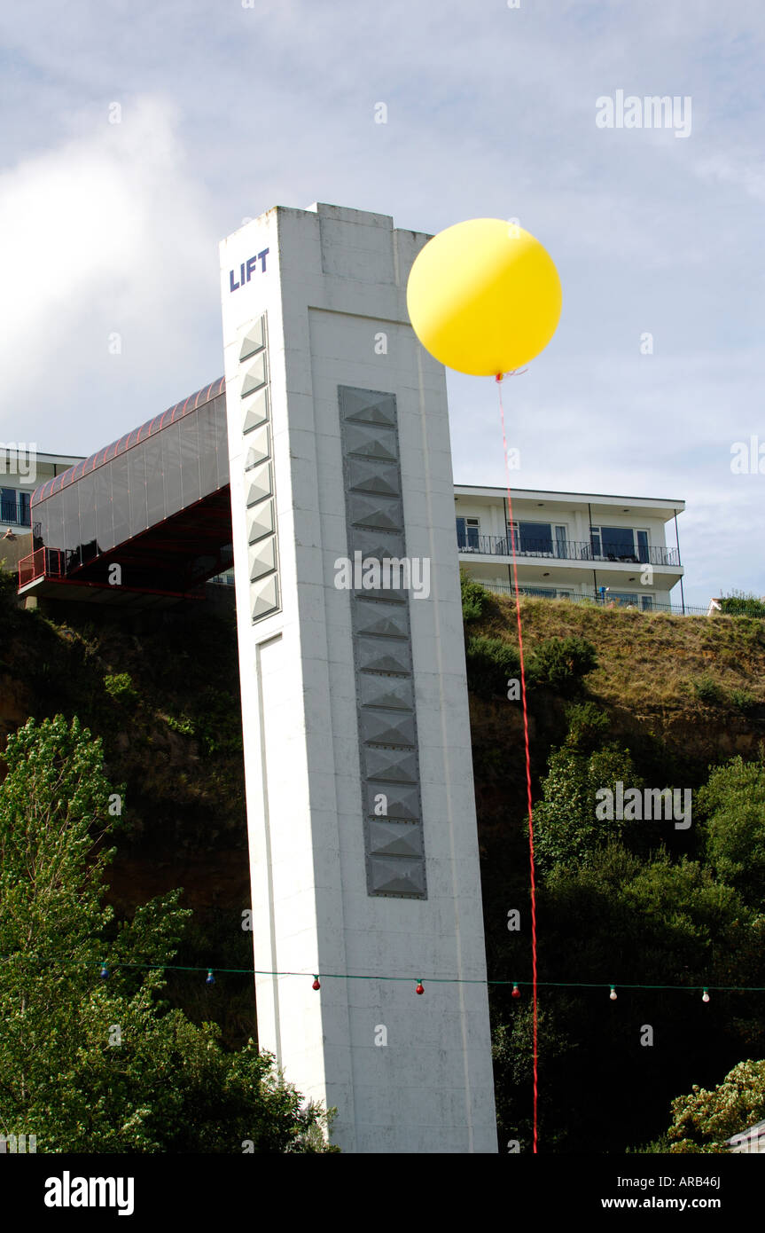 the lift from the esplanade seafront in shanklin on the isle of wight ...