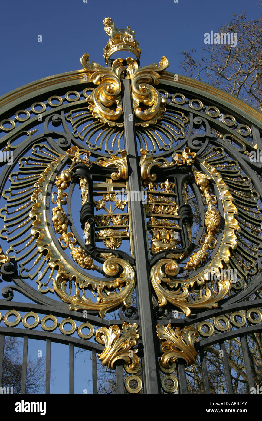 Ornamental gold wrought iron gates hi-res stock photography and images ...