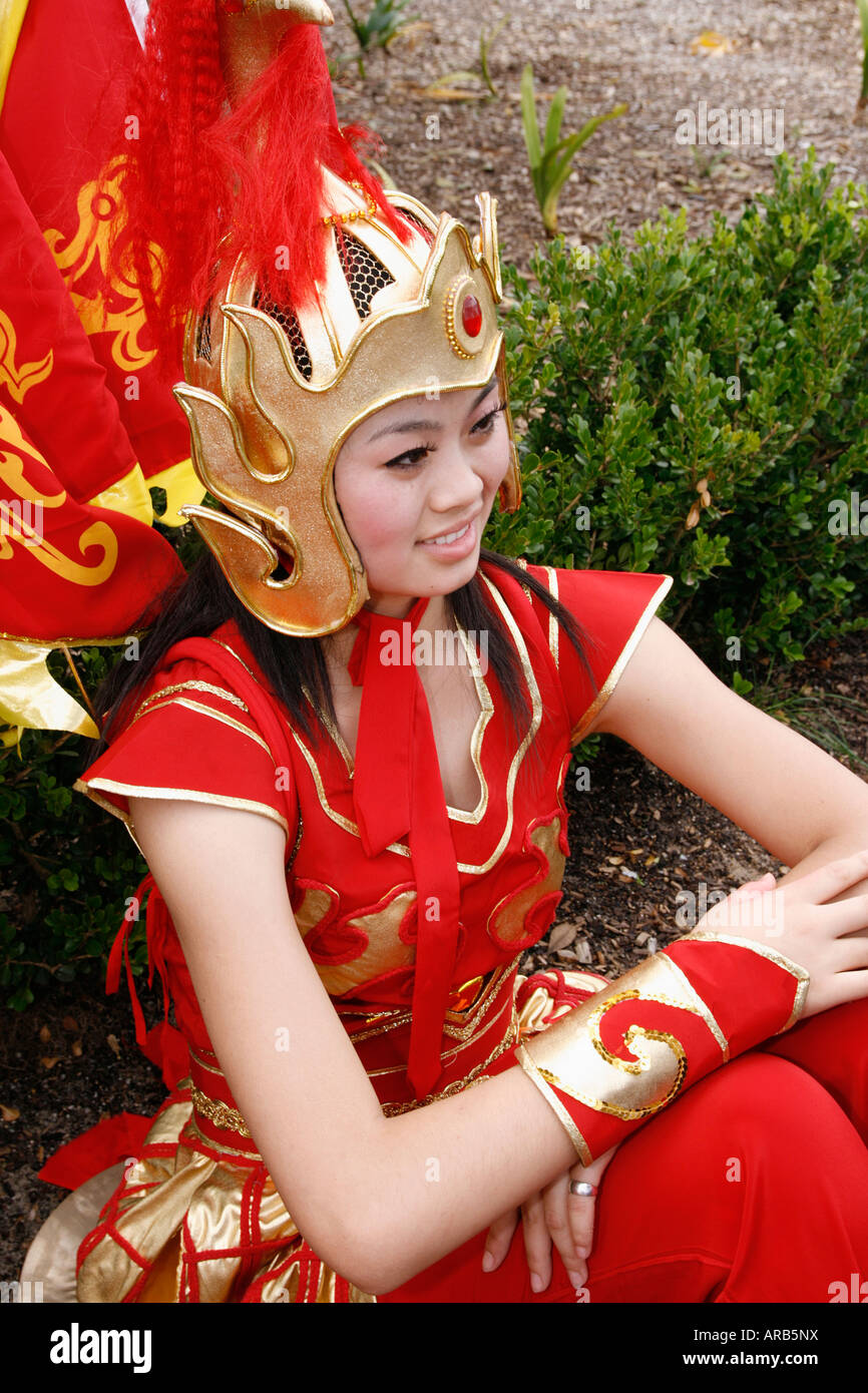 Waist drum performer hi-res stock photography and images - Alamy