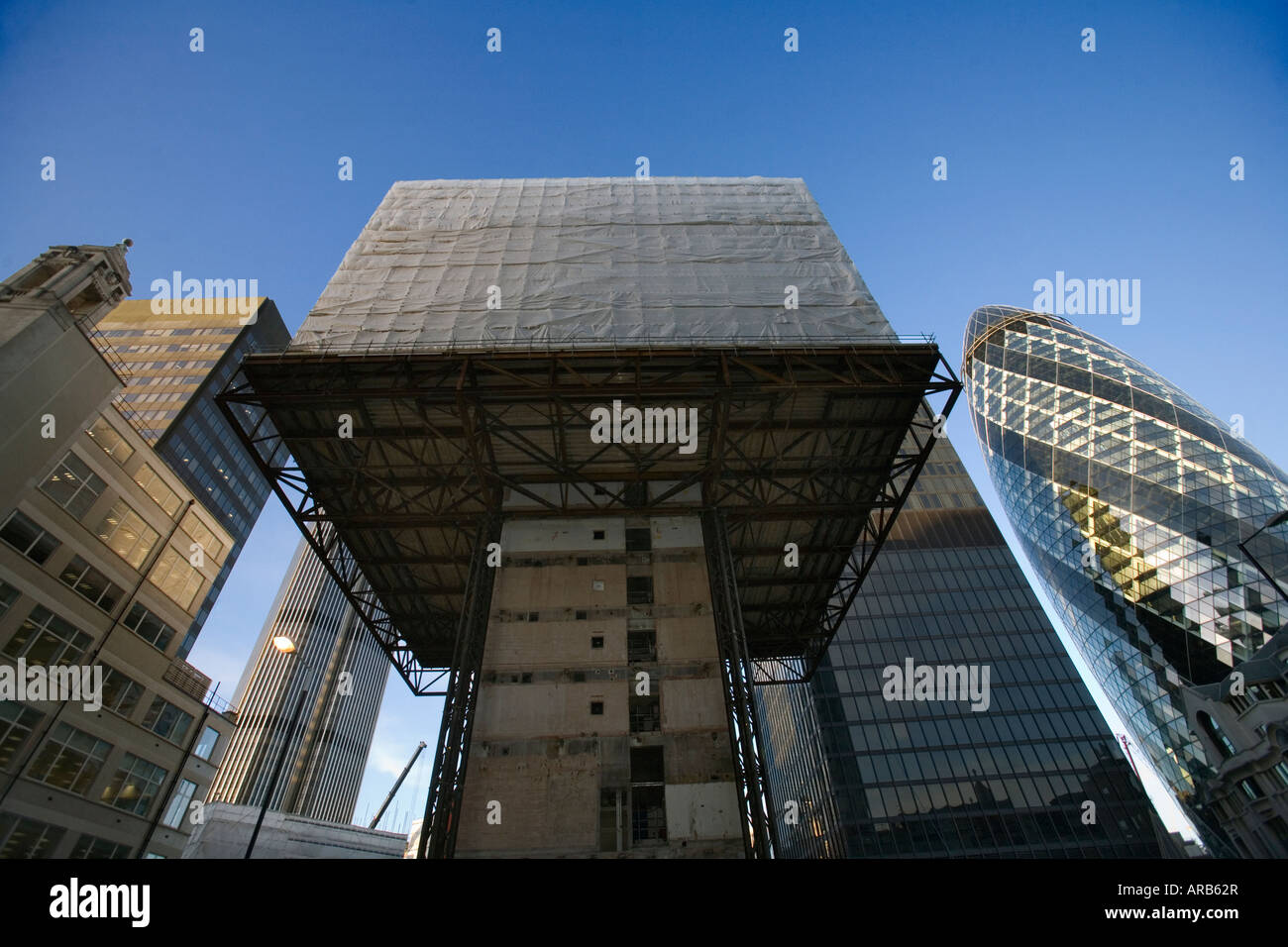 a building being demolished in the city of london Stock Photo - Alamy