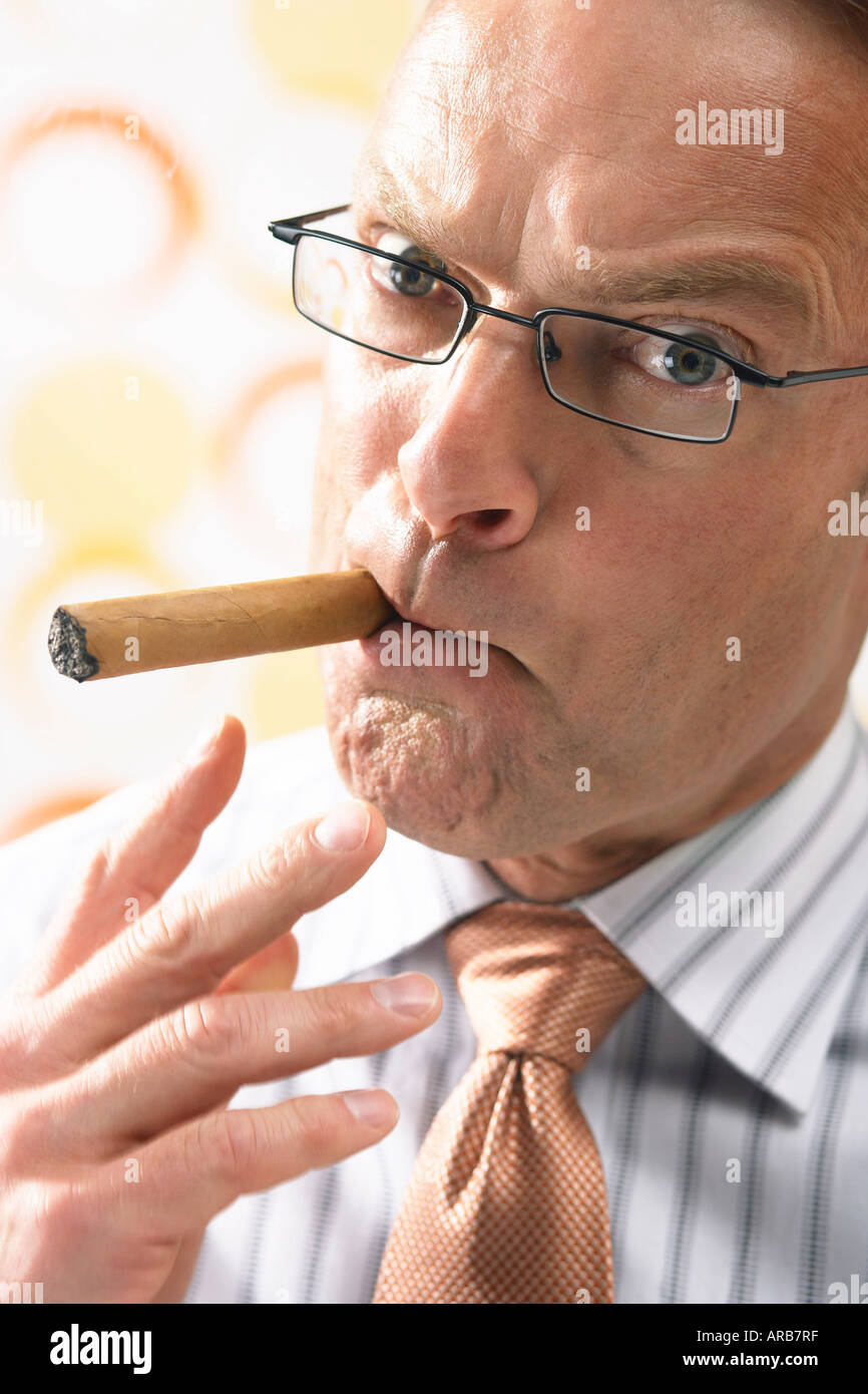Pose Smoking Smoke High Resolution Stock Photography and Images - Alamy