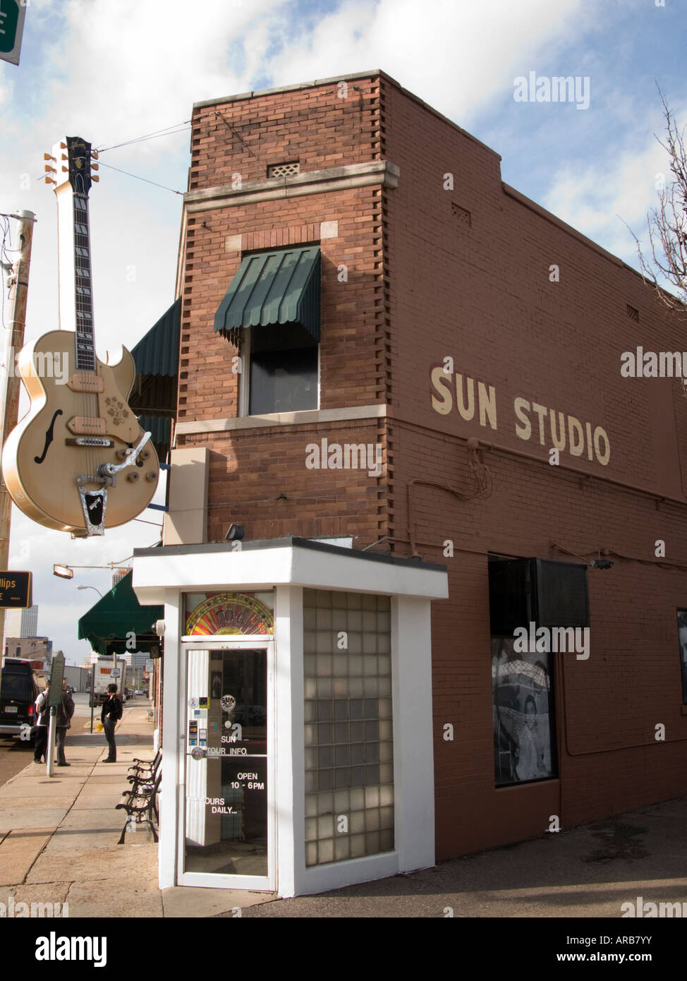 Iconic recording studio hi-res stock photography and images - Alamy