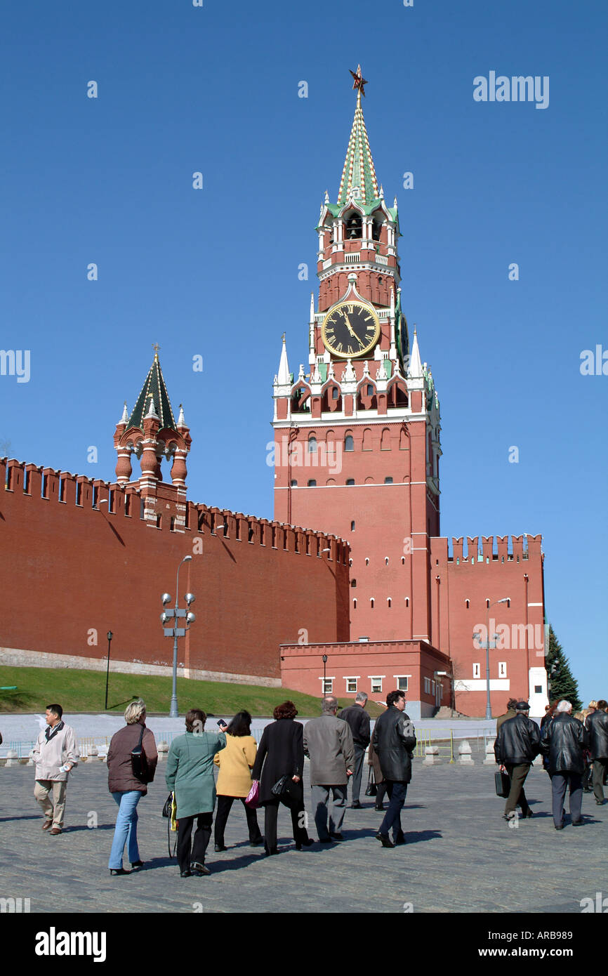 Moscow Russia The Kremlin Wall Saviour Gate Tower Stock Photo - Alamy