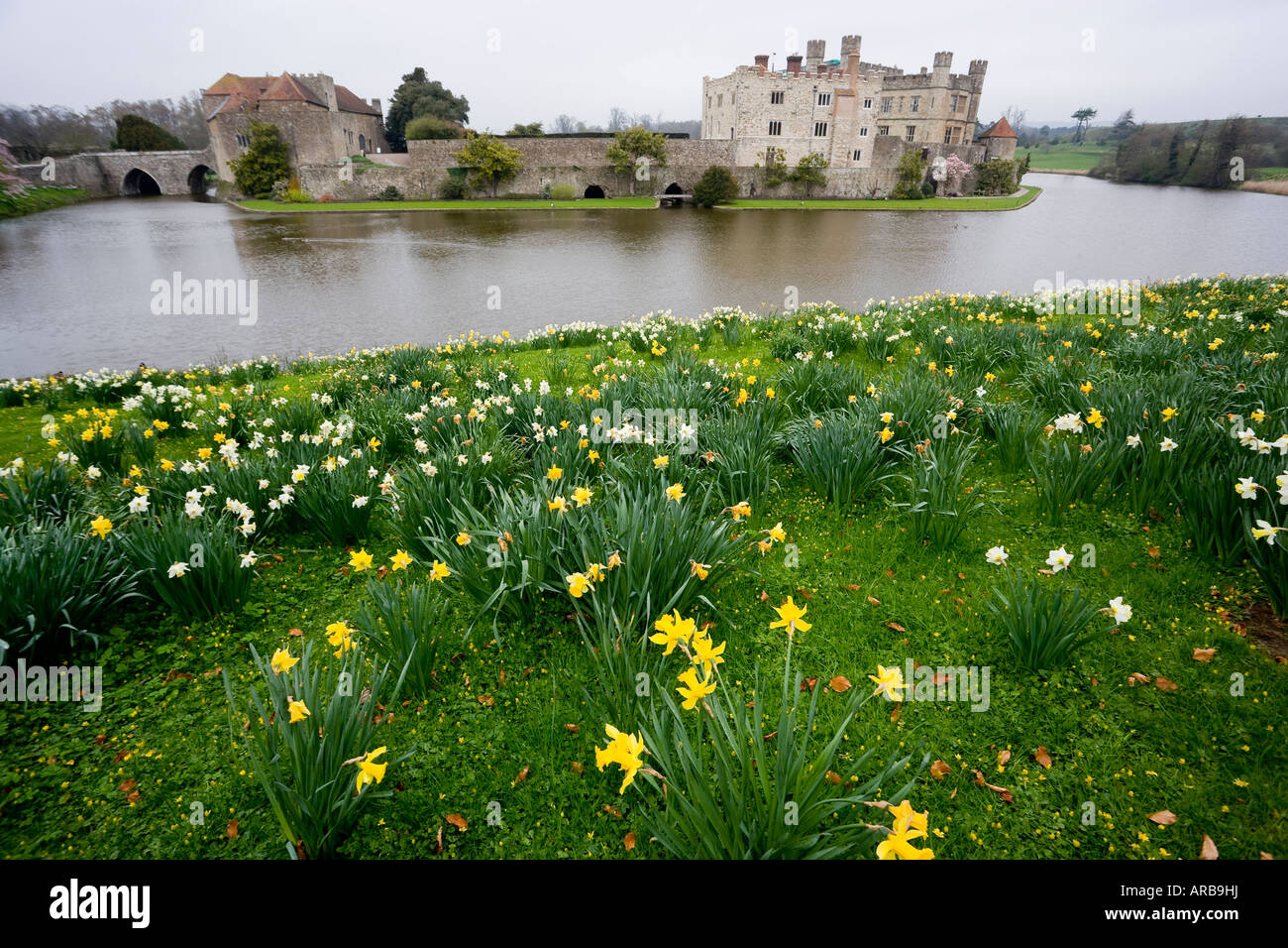 Grounds of Leeds Castle England Stock Photo - Alamy