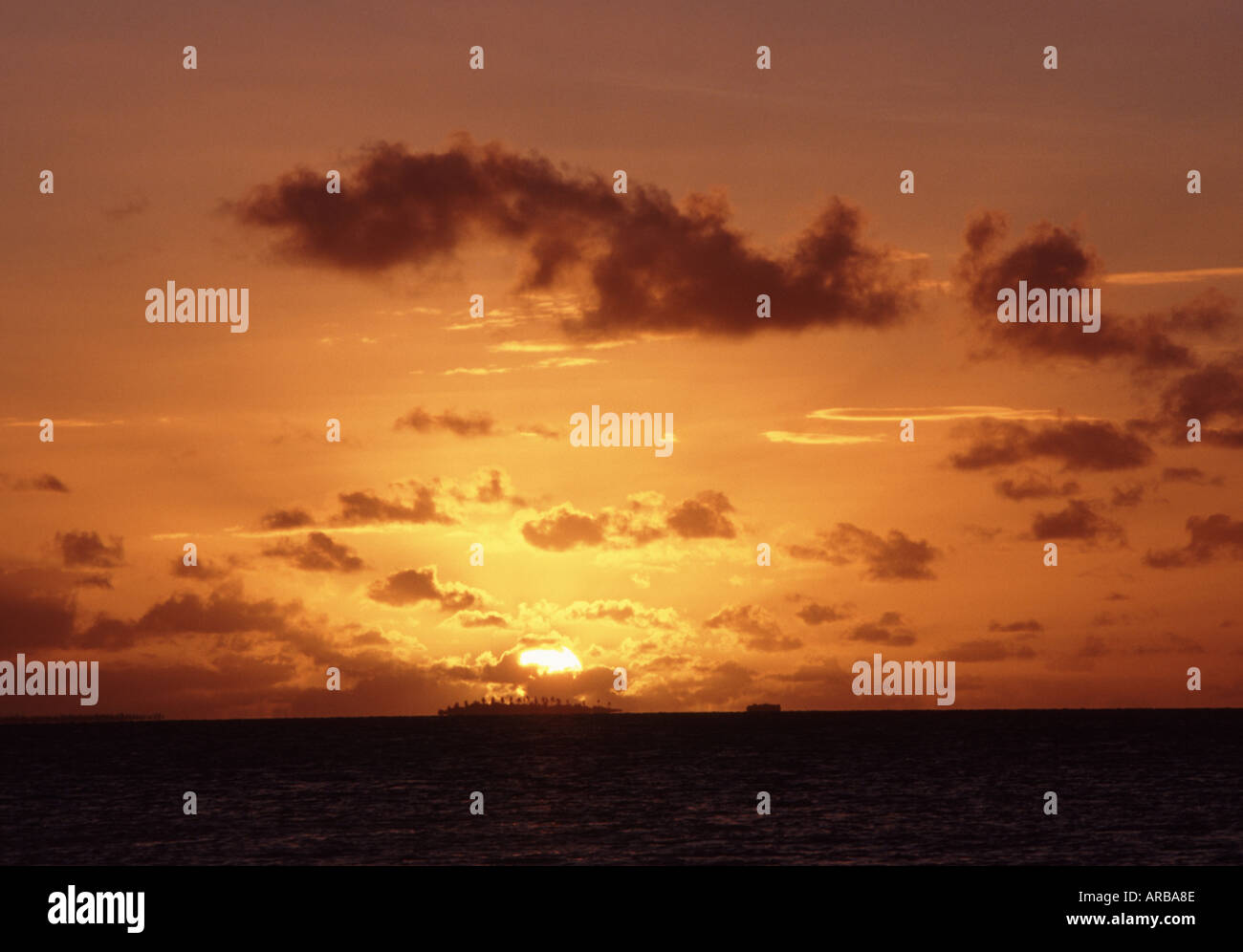 Pangaimotu Island sunset Tonga Stock Photo - Alamy
