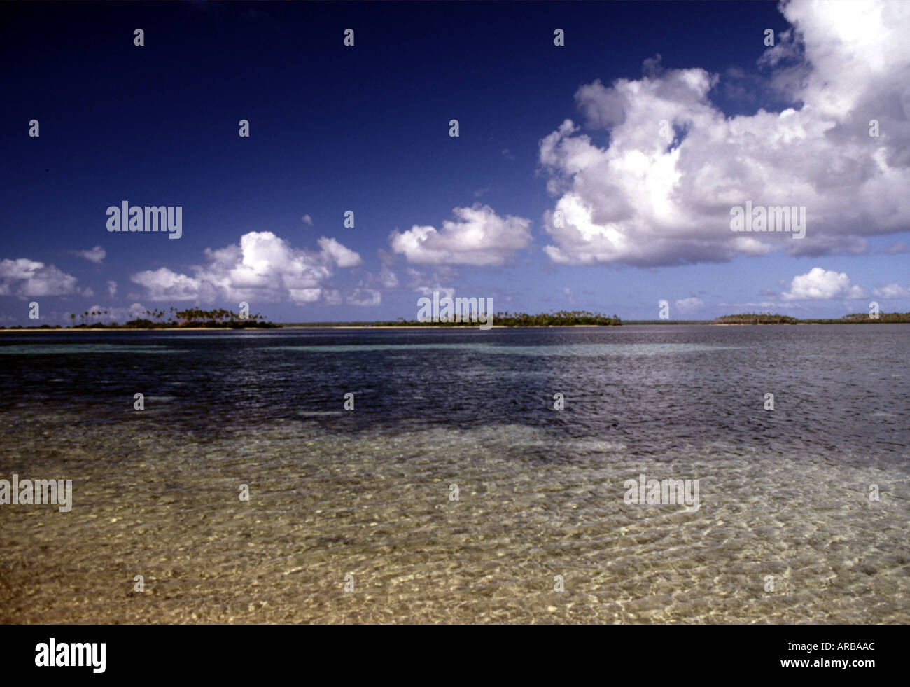 Lagoon and island Pangaimotu Island Tonga Stock Photo - Alamy