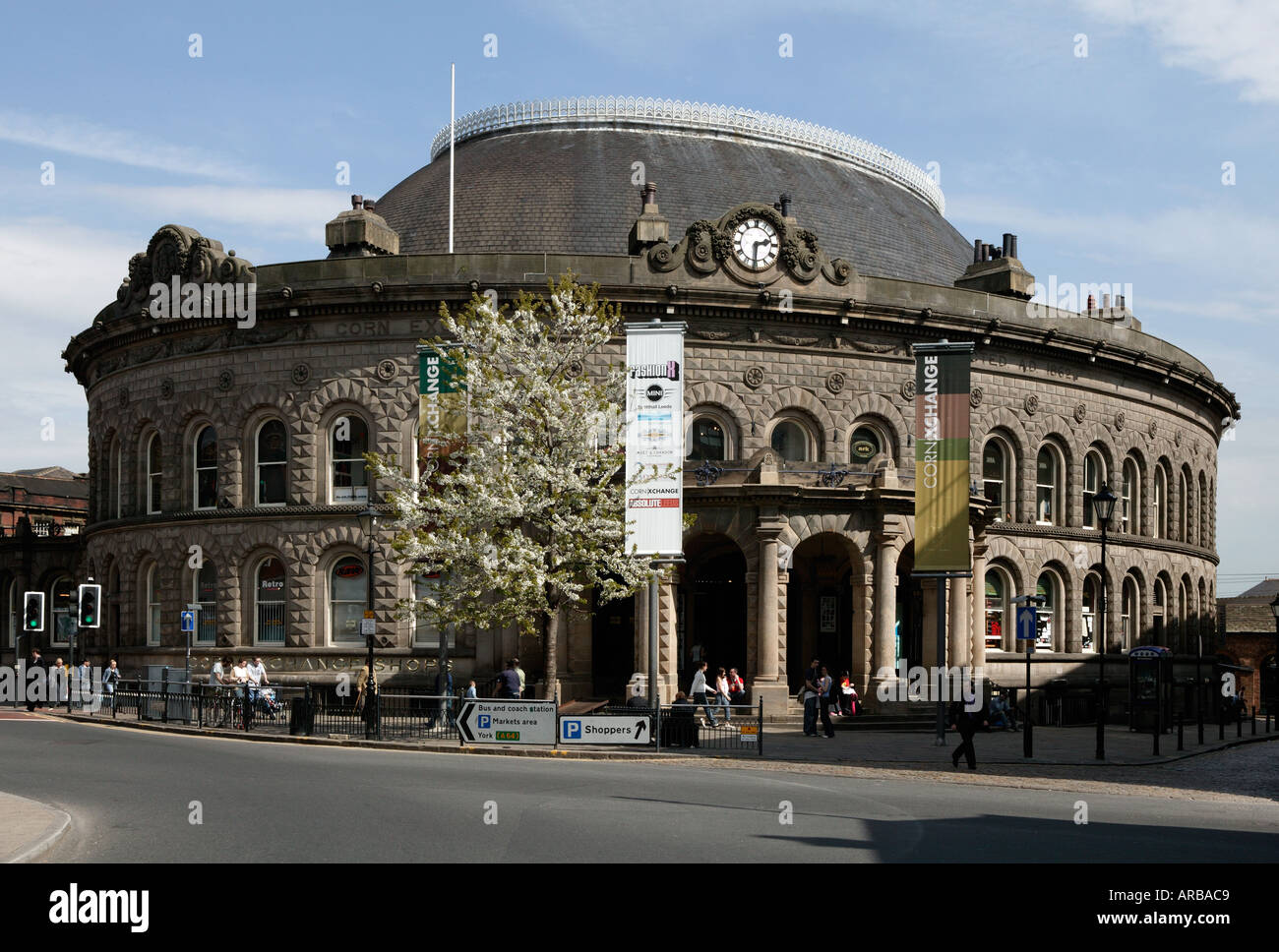 Leeds united england centre hi-res stock photography and images - Alamy