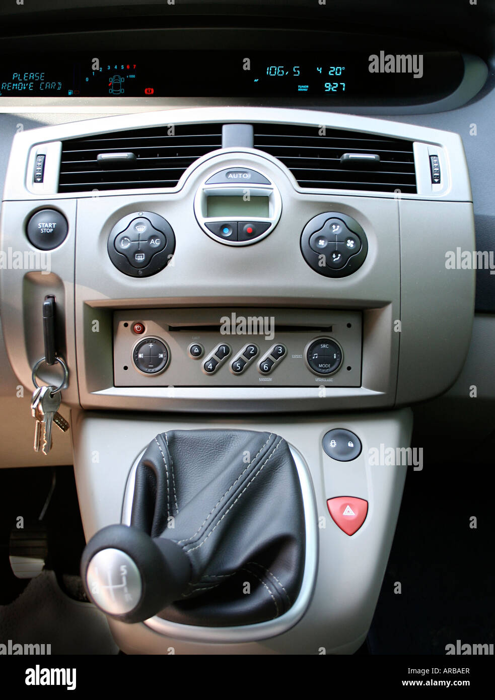 Fast computers hi-res stock photography and images - Alamy