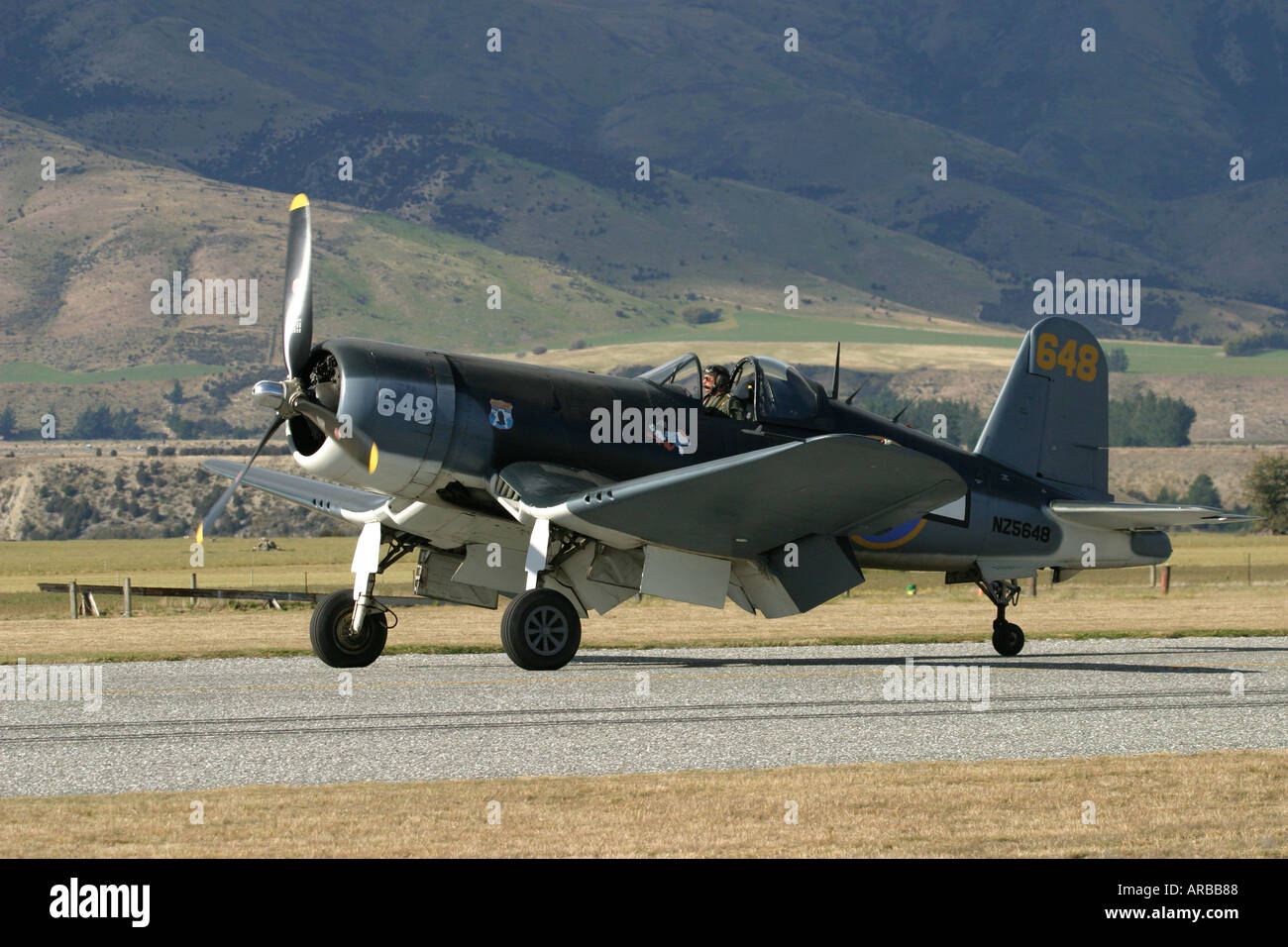 Goodyear Corsair FG 1D whispering death fighter bomber Stock Photo - Alamy