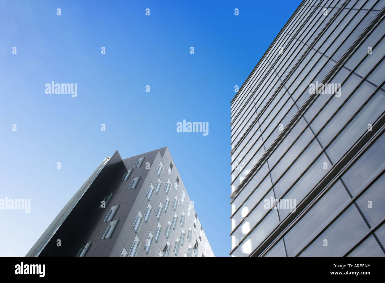 Two floor buildings hi-res stock photography and images - Alamy