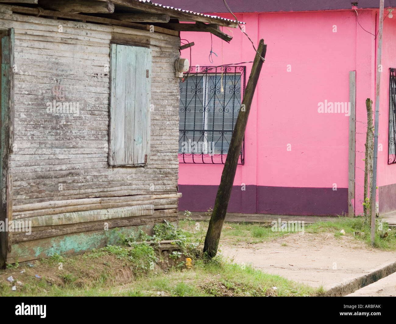 Building types hi-res stock photography and images - Alamy