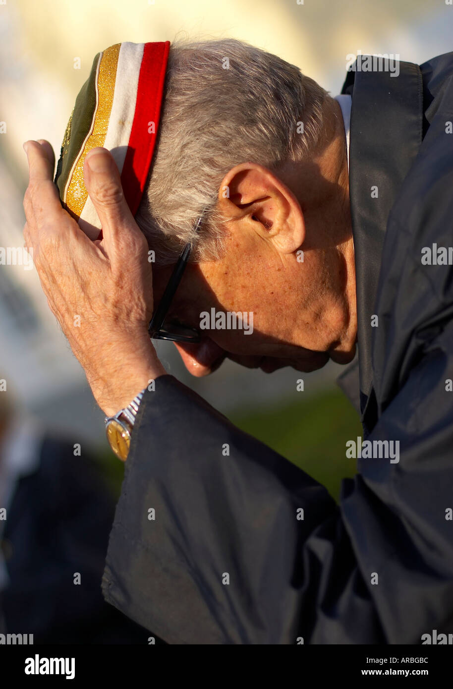 Old elder man men cap hi-res stock photography and images - Alamy