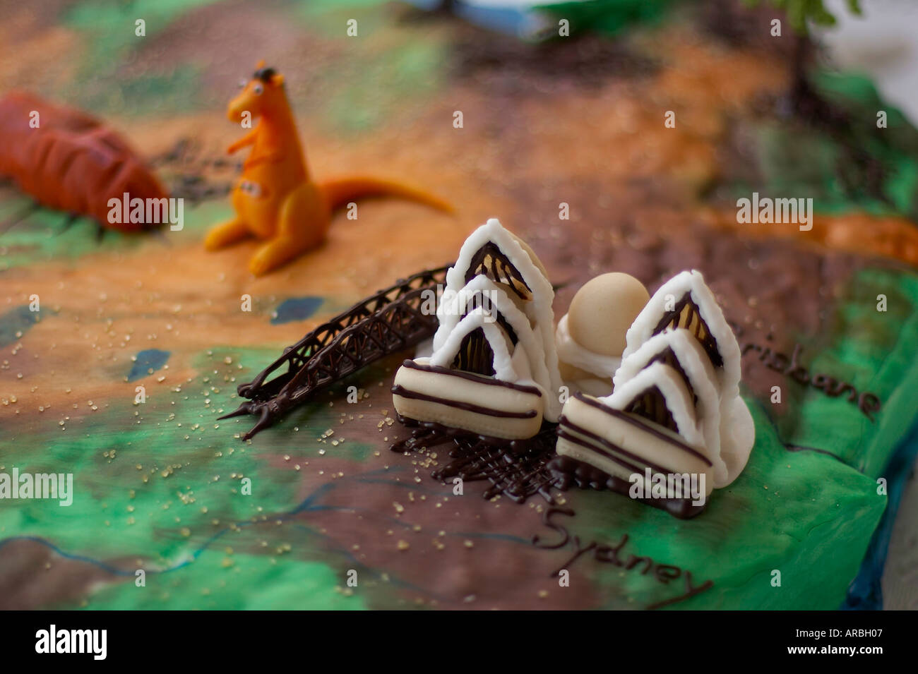 Opera house cake hi-res stock photography and images - Alamy