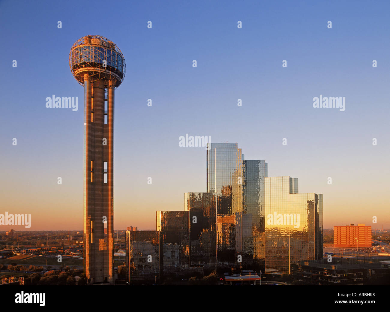 Dallas skyline in sunset light with Reunion Tower on left Stock Photo ...