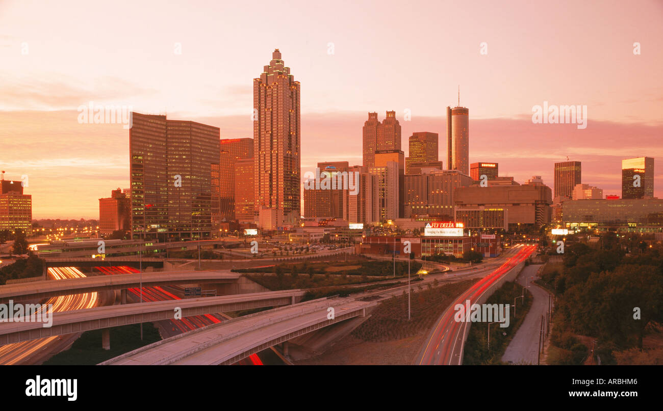 City skyline highways atlanta georgia hi-res stock photography and ...