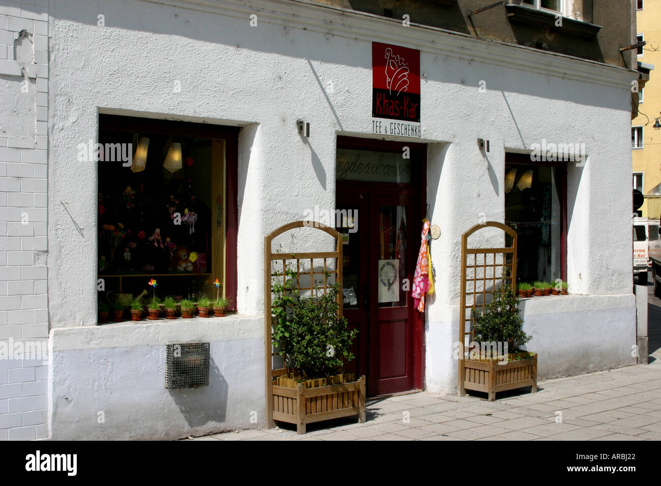 shop front 'Khas-Kar' Stock Photo - Alamy