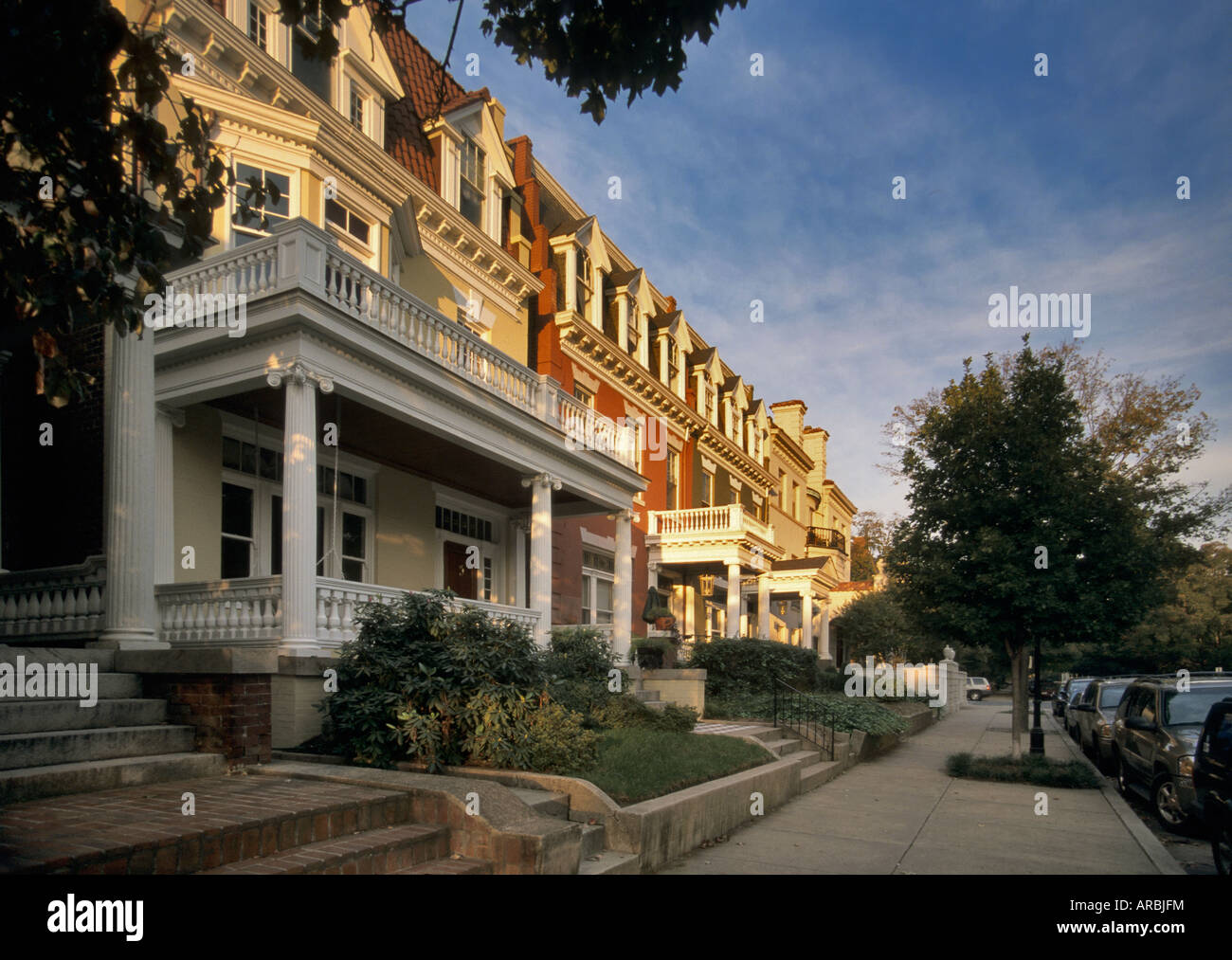Richmond monument avenue hi-res stock photography and images - Alamy