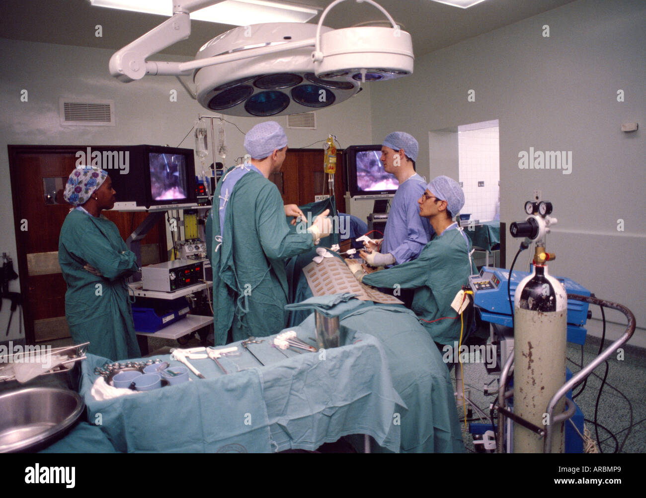 Keyhole surgery hi-res stock photography and images - Alamy