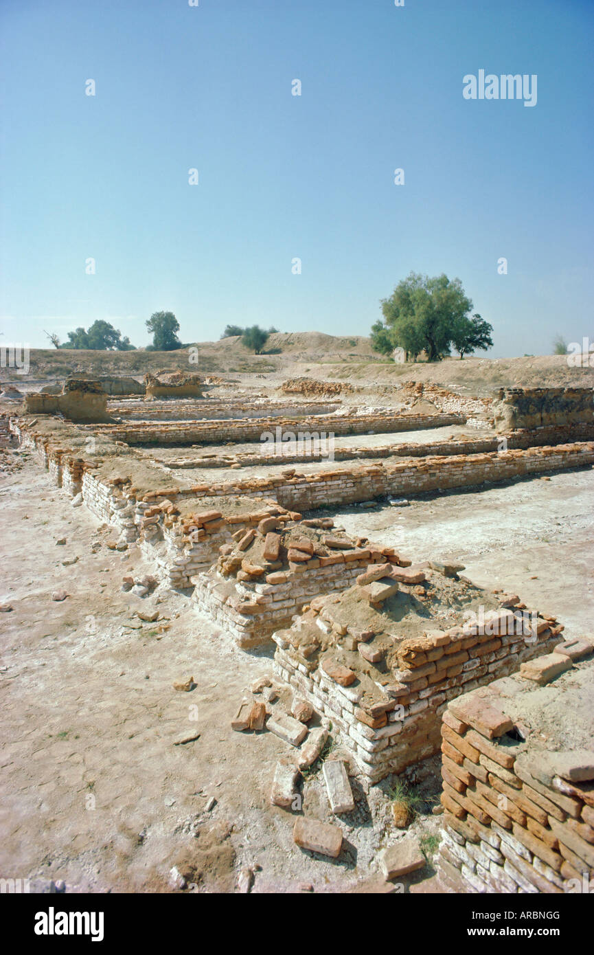 Harappa hi-res stock photography and images - Alamy