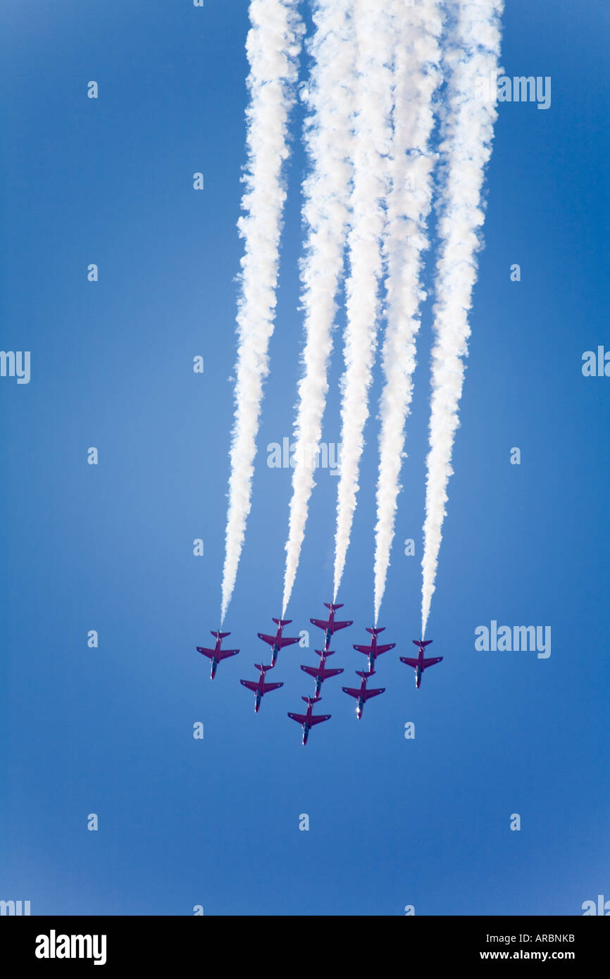 Red Arrows Royal Air Force Aerobatic Team in Diamond formation steep ...